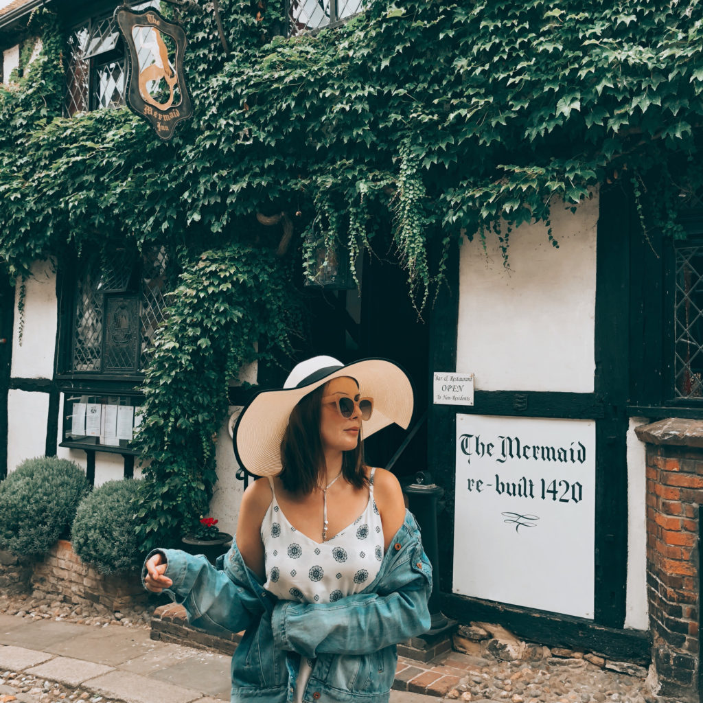 The Most Haunted Hotel In The UK: Ghost Stories From The Mermaid Inn ...