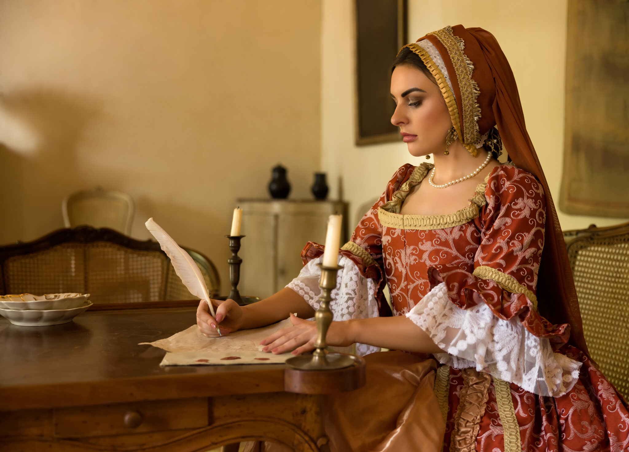 Plus-Size Renaissance Fashion: How To Style Your Dress For The Fair ...