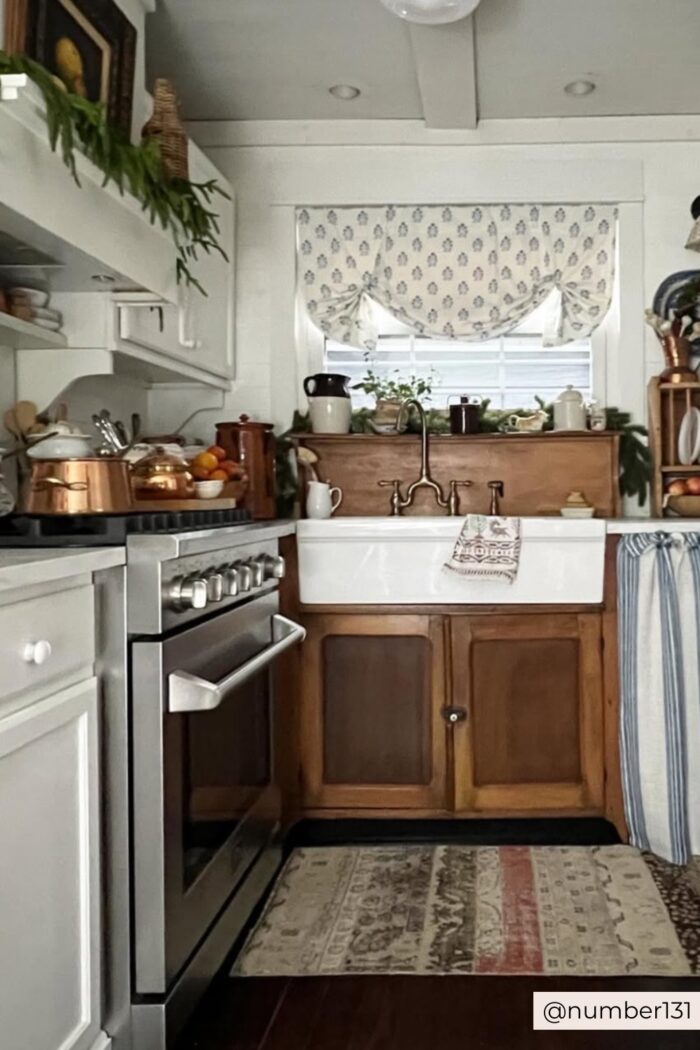 20 Small Rustic Farmhouse Kitchen Ideas That Look Absolutely Stunning ...