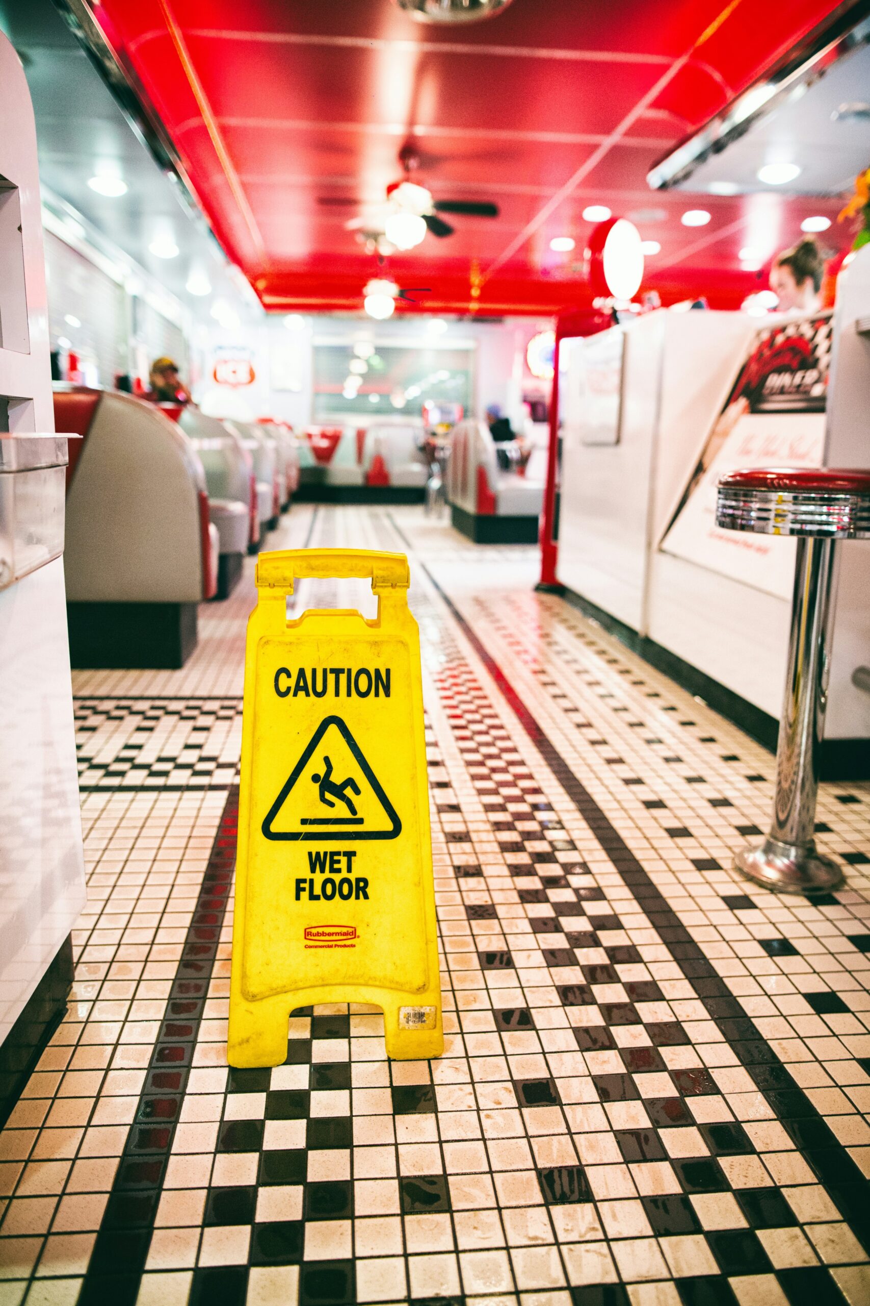 How Restaurants Can Avoid Slip And Fall Injuries - Glory of the Snow